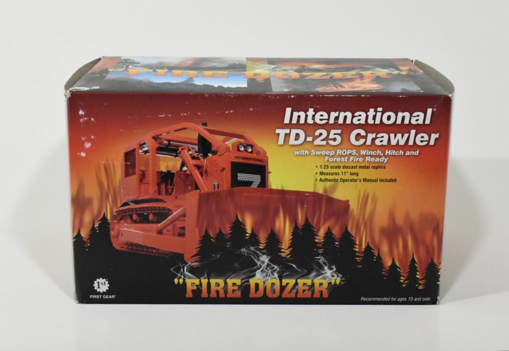 1/25 International TD-25 Fire Dozer Crawler #7 - Dalton's Farm Toys