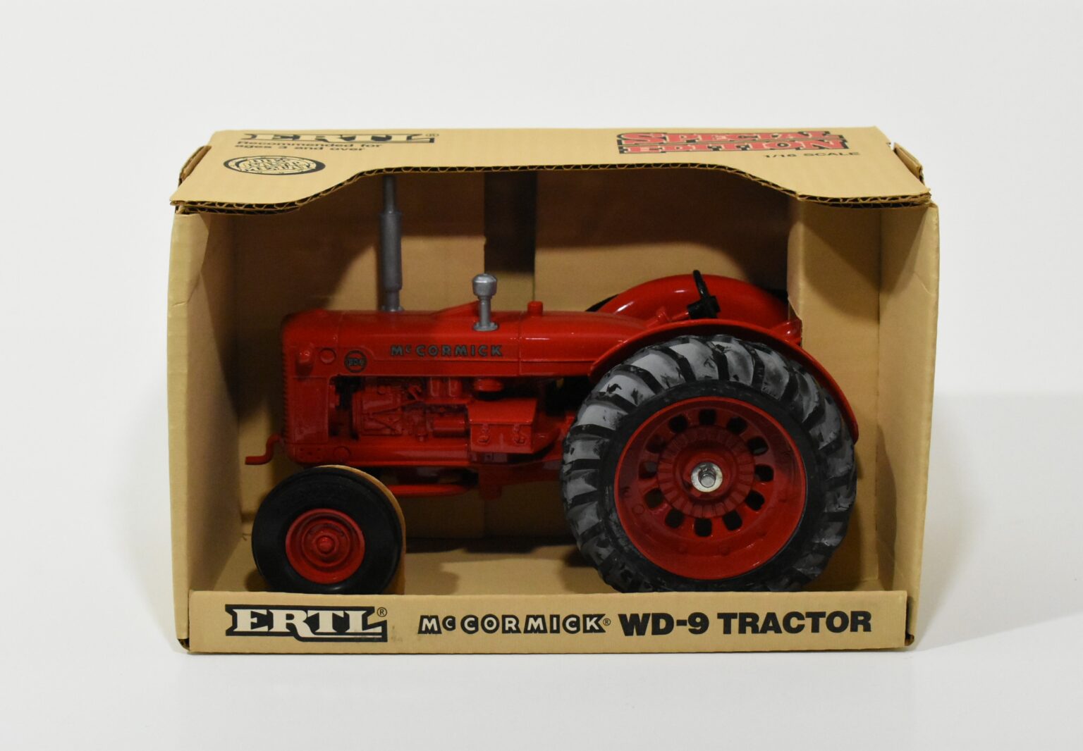 1/16 McCormick WD-9 Tractor, Special Edition - Dalton's Farm Toys