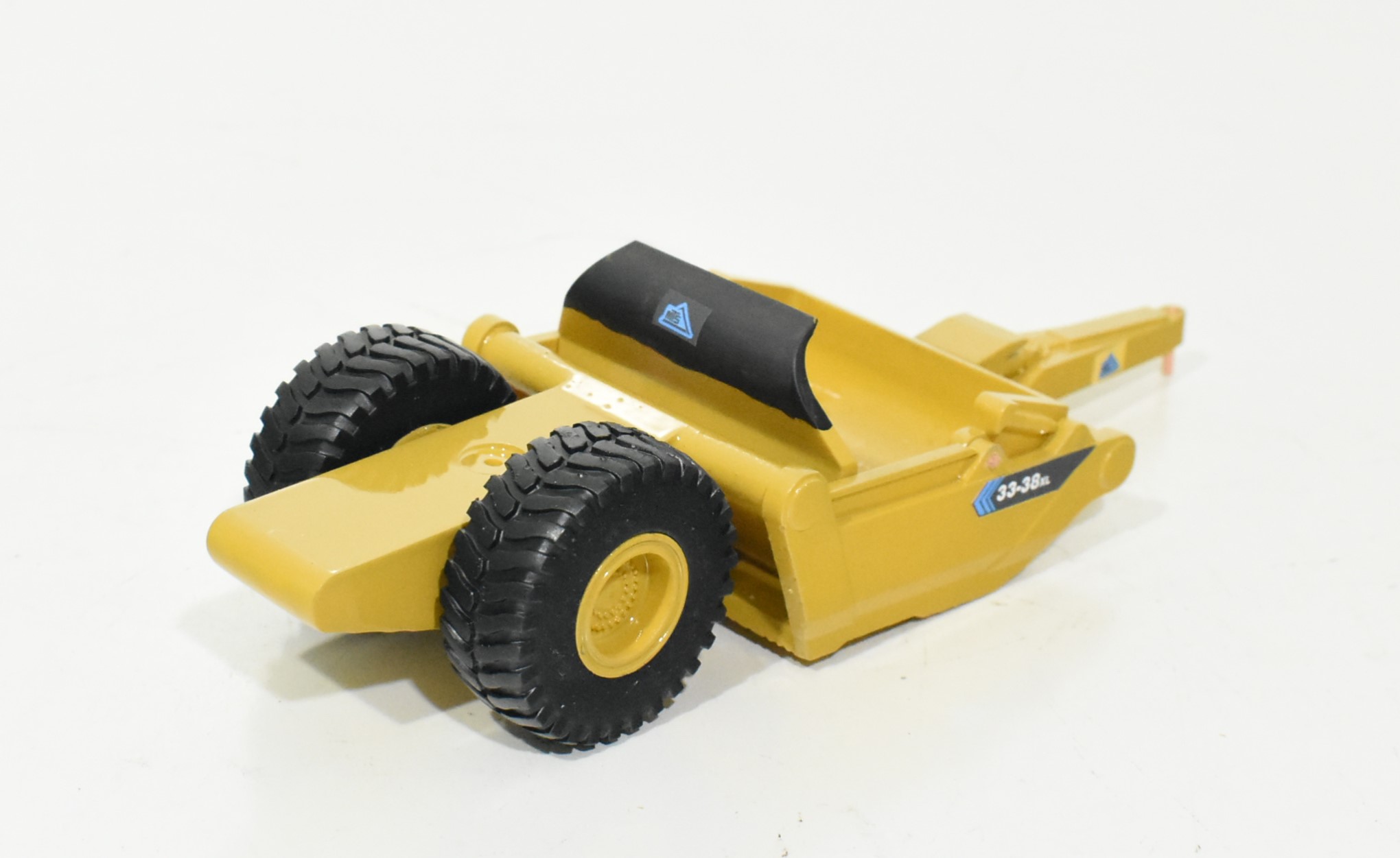 1/64 MTS Scratch Built 33-38XL Pull Type Scraper - Dalton's Farm Toys