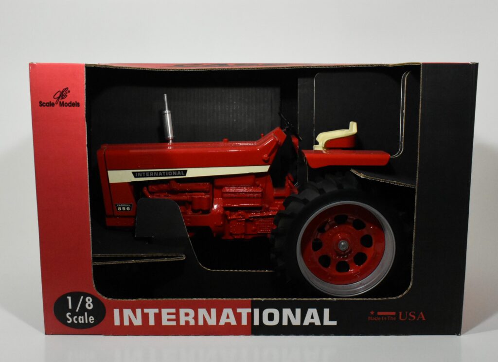 1/8 International 856 Tractor With Narrow Front, Farm Progress Show ...
