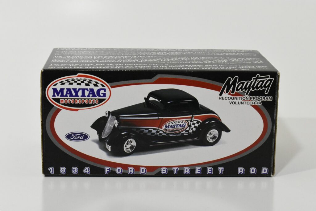 1/24 Maytag 1934 Ford Street Rod - Dalton's Farm Toys