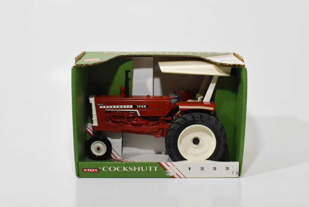 1/16 White Cockshutt 1555 Tractor With Canopy - Dalton's Farm Toys
