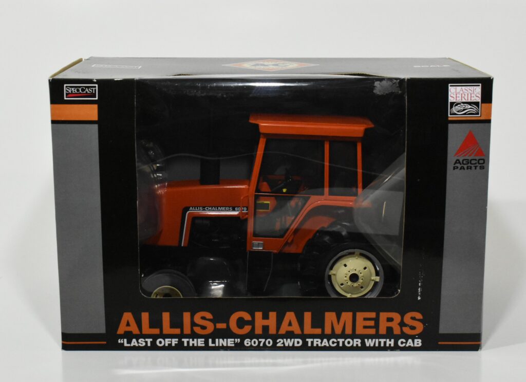 1/16 Allis Chalmers 6070 2WD Tractor With Cab - Dalton's Farm Toys