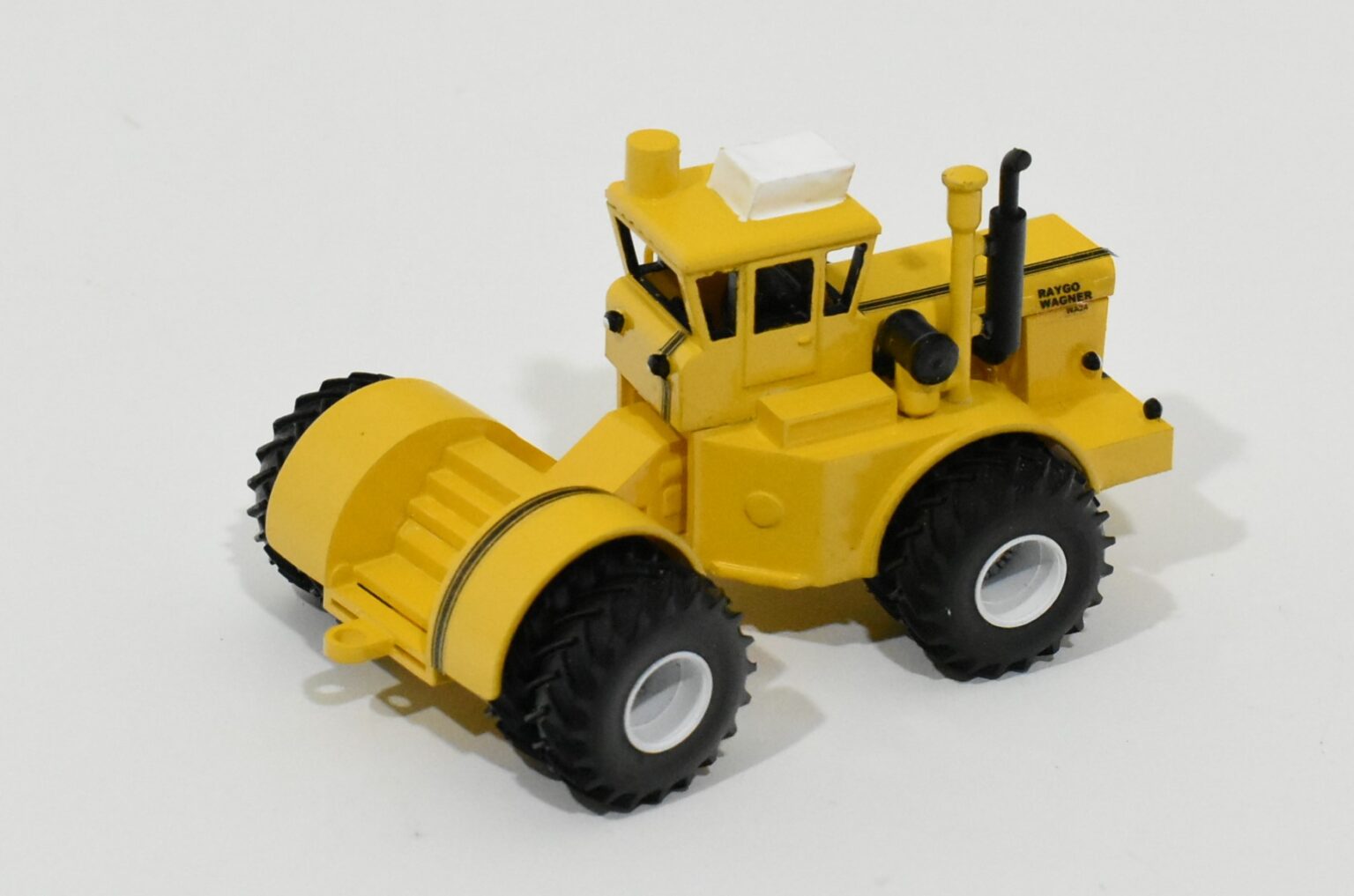 1/64 Scratch Built Raygo Wagner WA-24 Four Wheel Drive Tractor - Dalton ...