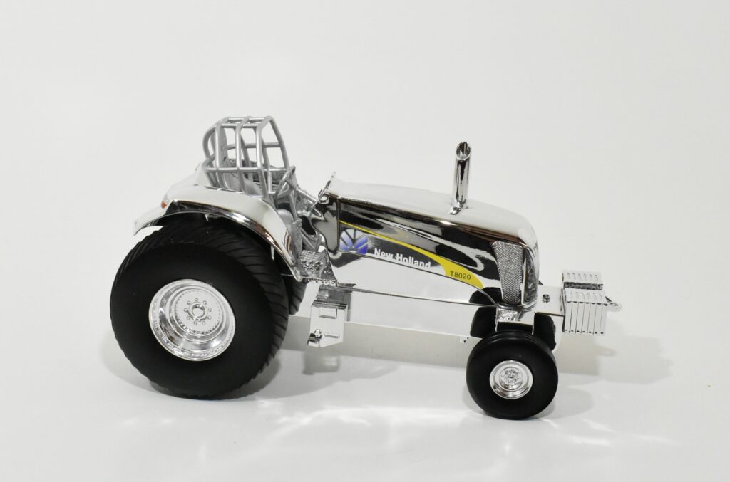 1/16 New Holland T8020 Light Pro Stock Pulling Tractor, Chrome Edition ...
