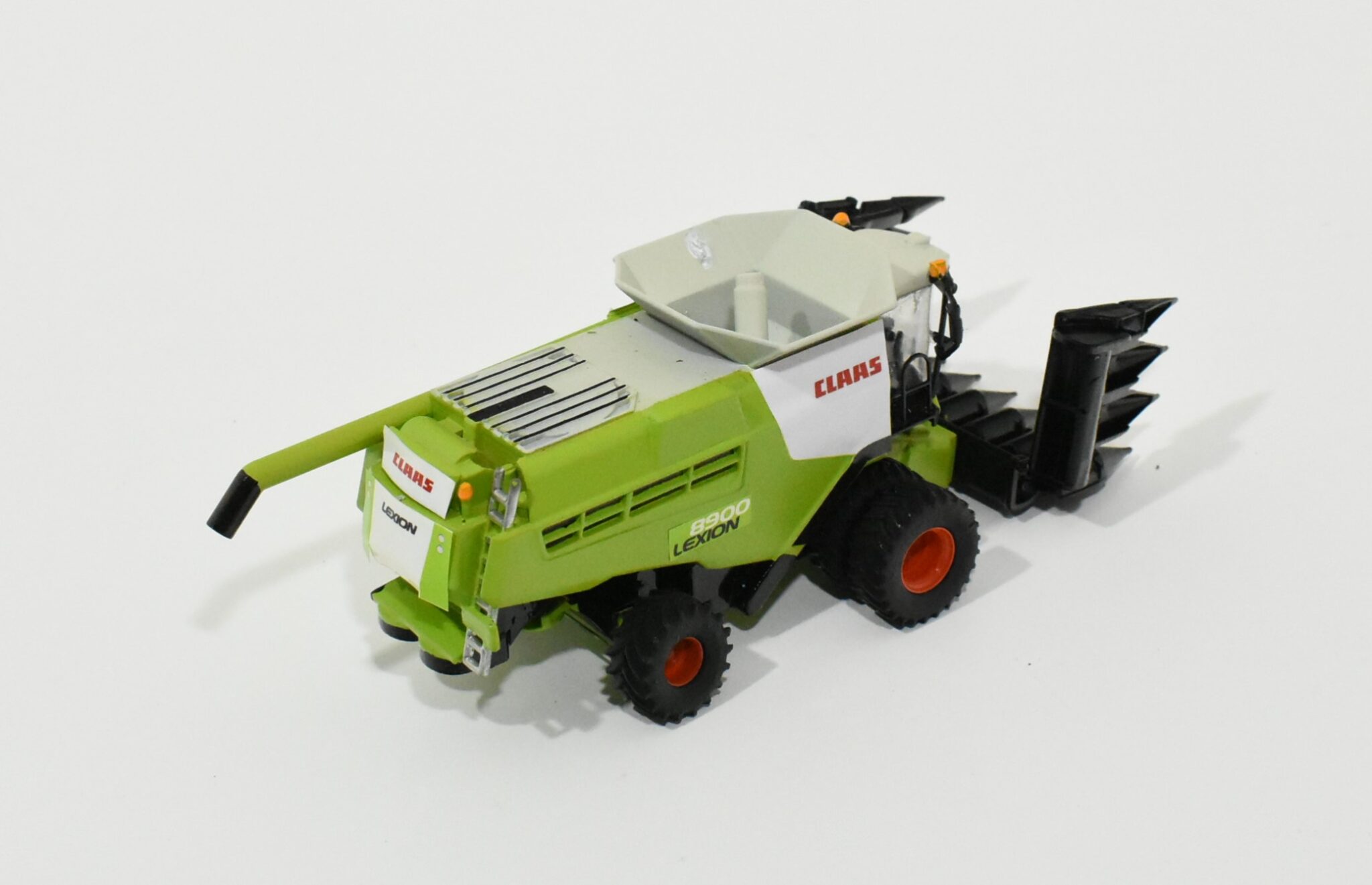 1/64 Custom Claas Green 8900 Lexion Combine With Duals, Draper & 12 Row ...
