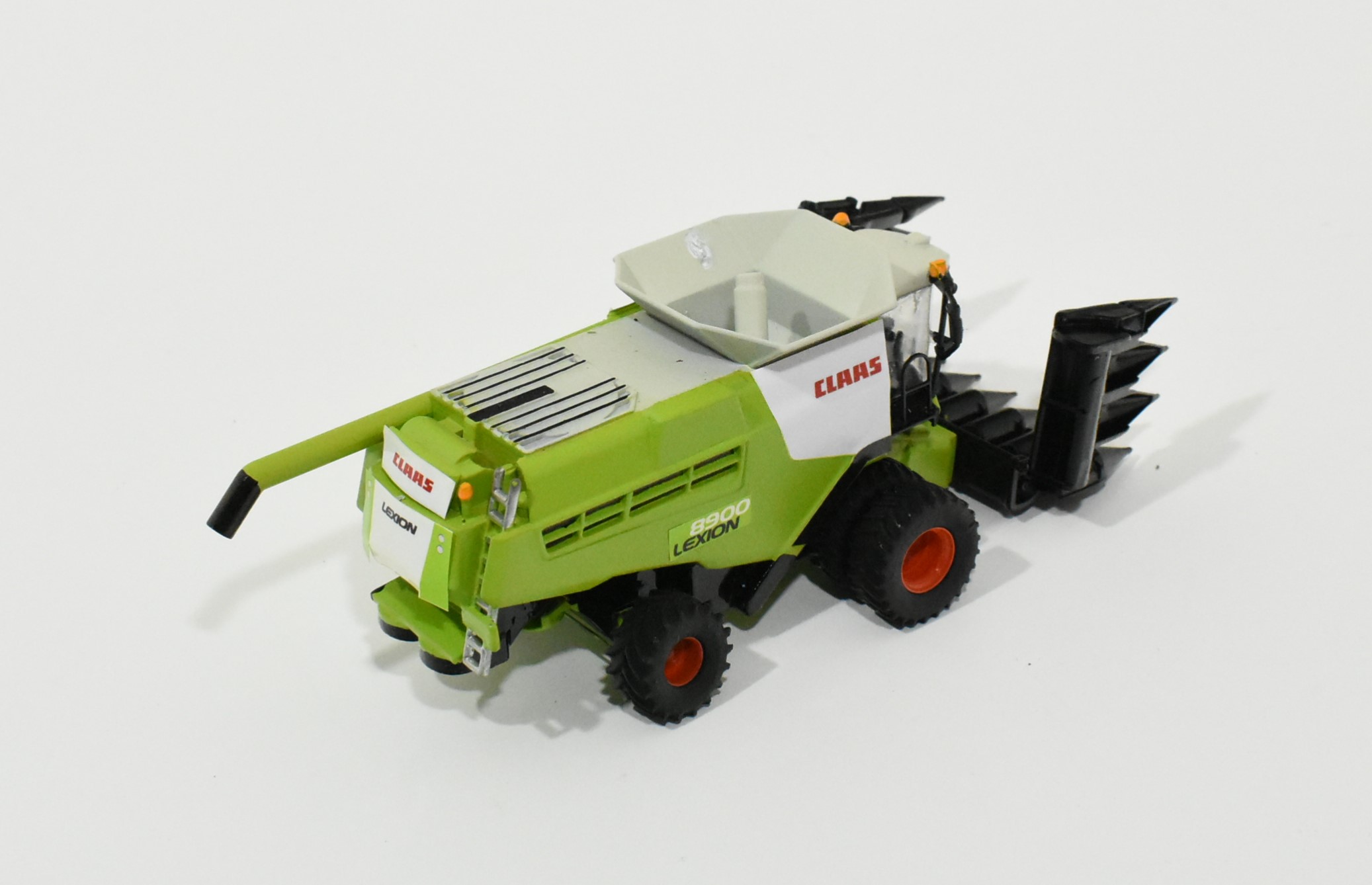 1/64 Custom Claas Green 8900 Lexion Combine With Duals, Draper & 12 Row ...