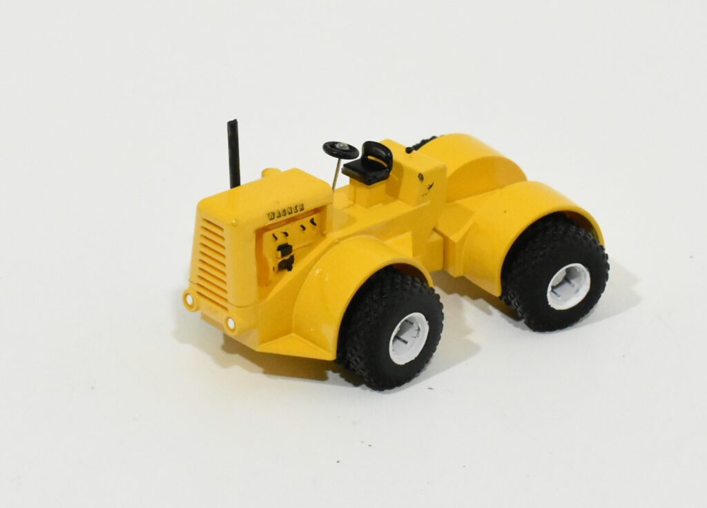 1/64 Custom Wagner TR-9 4wd Tractor With No Cab, Yellow - Dalton's Farm ...