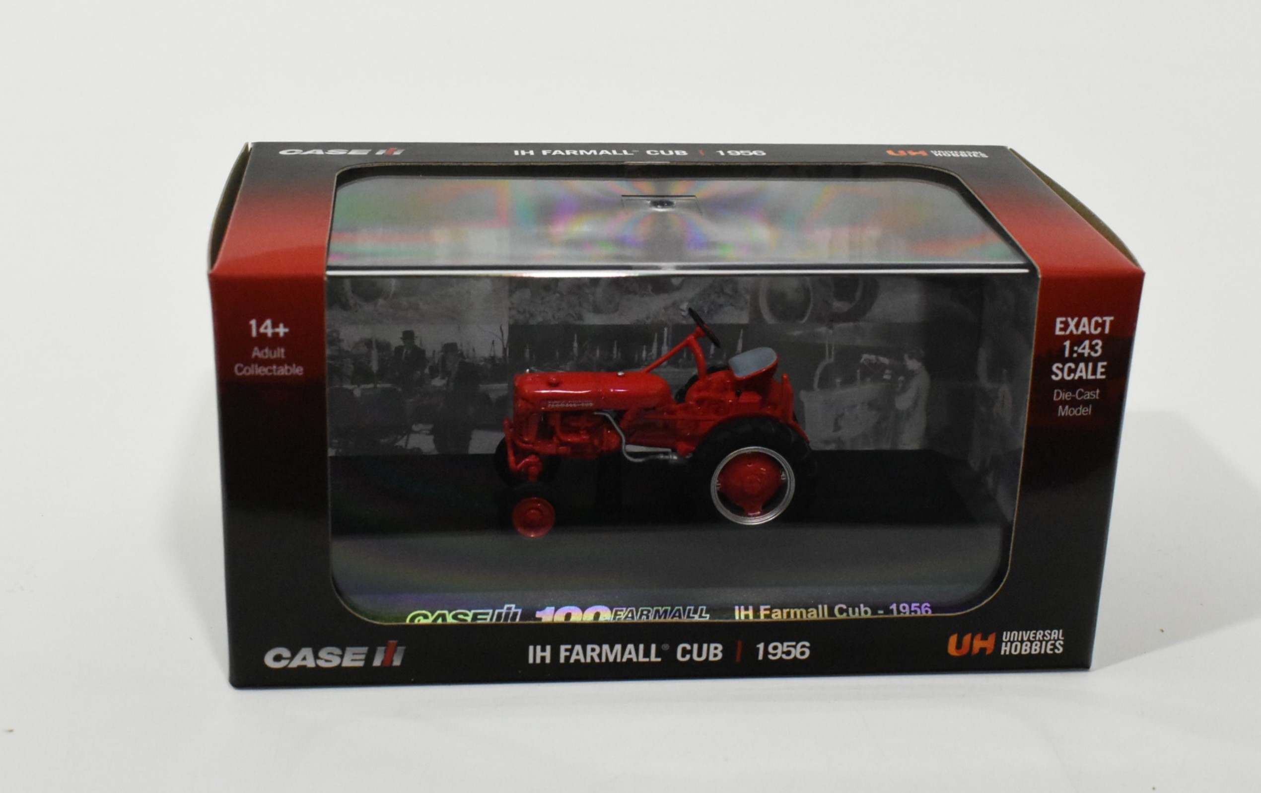 1/43 Farmall Cub Tractor, 100 Years of Farmall, 2023 Farm Show - Dalton's Farm Toys