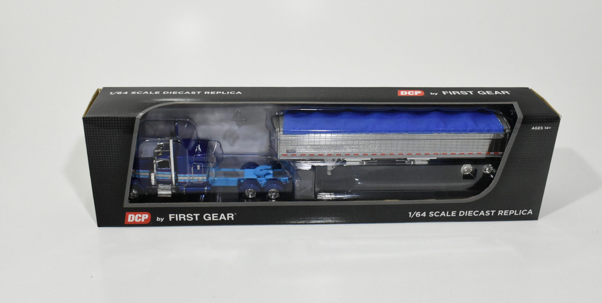 1/64 Blue Peterbilt 389 Semi With 63" Flat Top Sleeper With Chrome ...