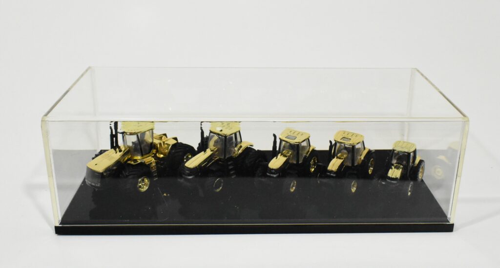 1/64 Case IH 5 Piece Gold Plated Tractor Set, Trade Fair Award With ...
