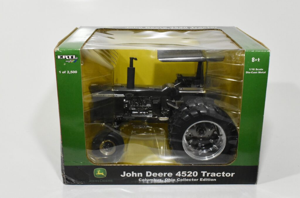 1/16 John Deere 4520 Diesel Tractor With Duals & Canopy, Gun Metal ...