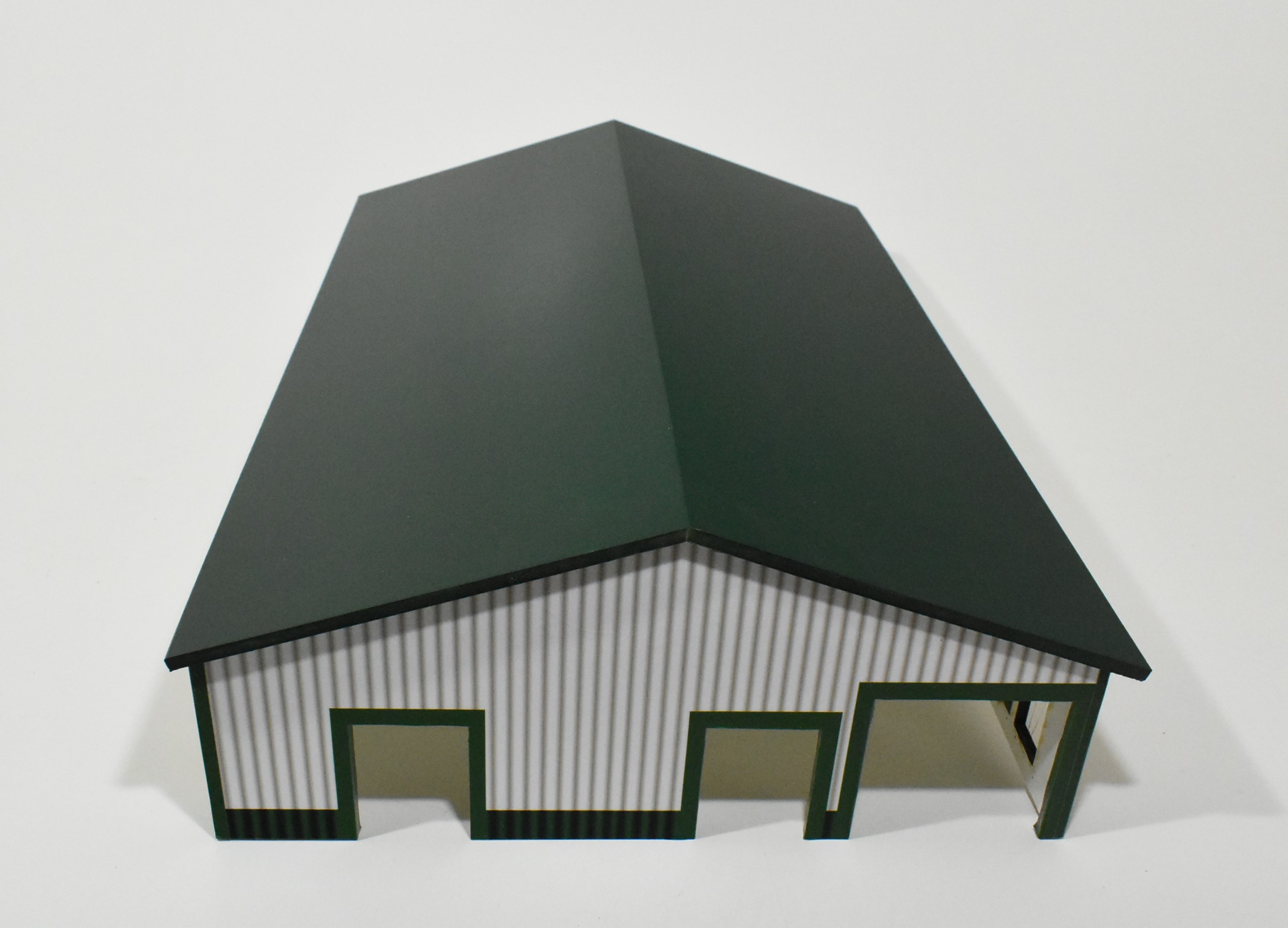 1/64 Freestall Barn Green & White - Dalton's Farm Toys