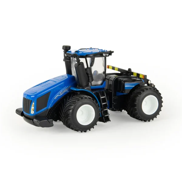 1/64 New Holland T9.700 4wd Tractor With LSW Tires - Daltons Farm Toys