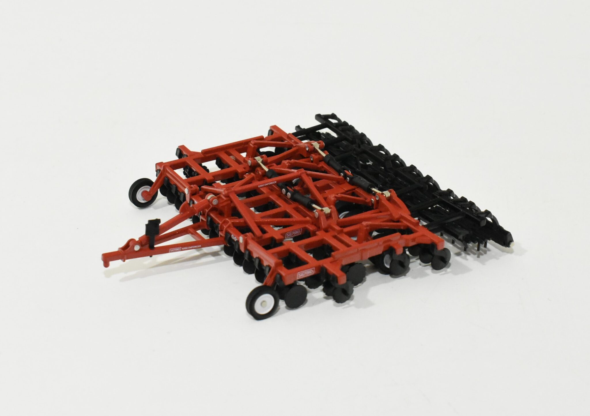 1/64 Salford 5200 Enforcer High Speed Tillage Tool - Dalton's Farm Toys