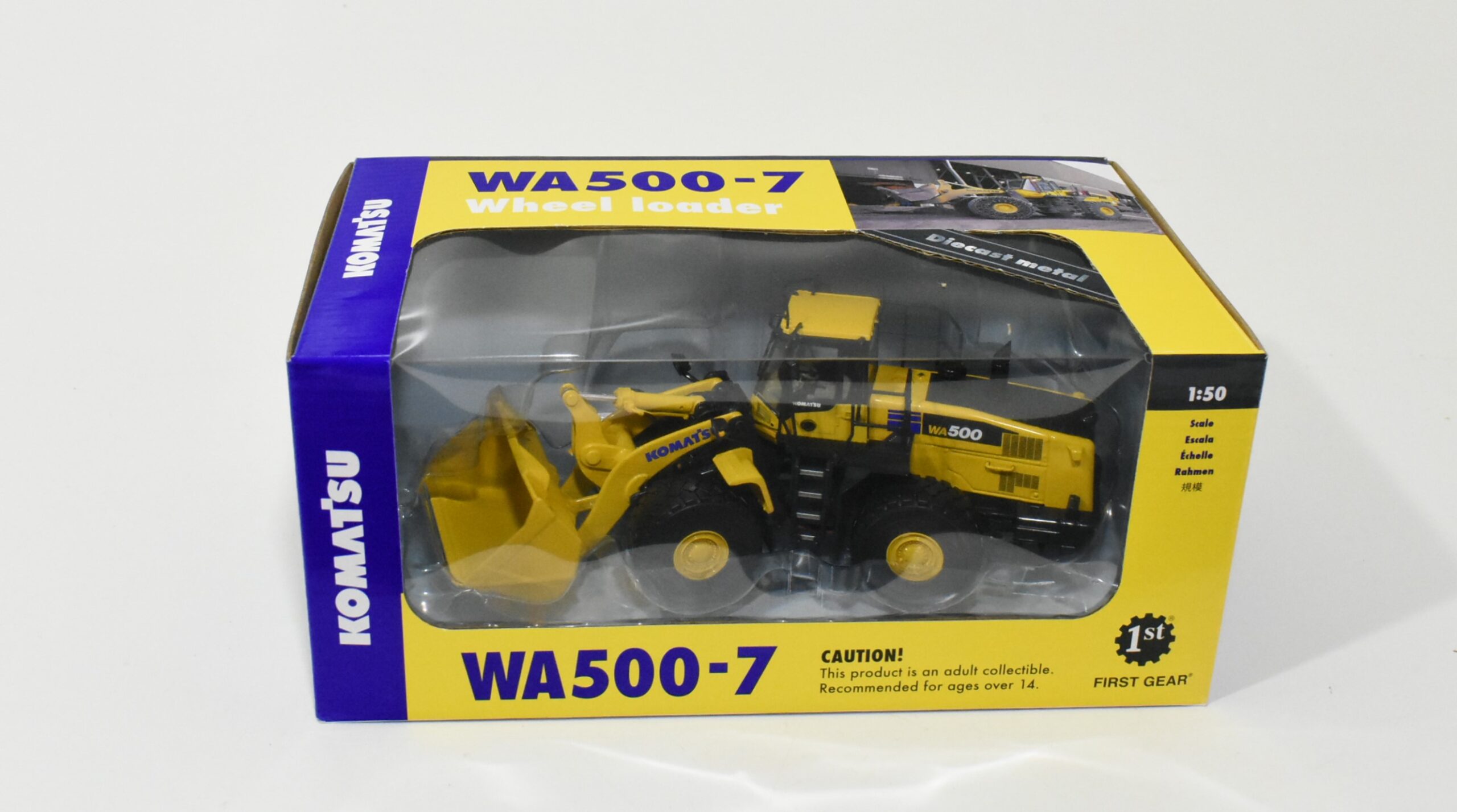 1/50 Komatsu WA500-7 Articulating Wheel Loader - Dalton's Farm Toys