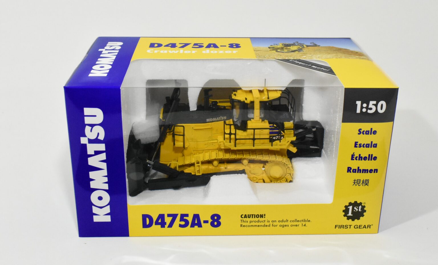 1/50 Komatsu D475A-8 Dozer With Ripper - Dalton's Farm Toys