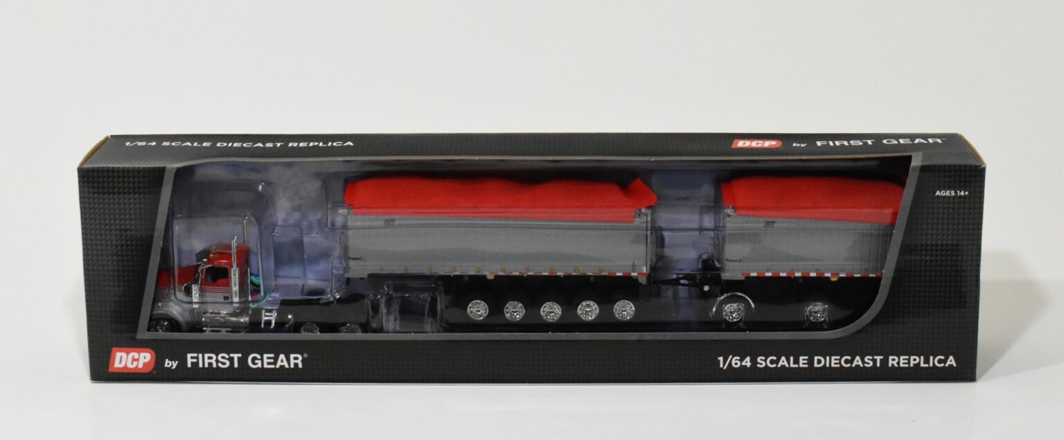 1/64 Viper Red/Silver Kenworth W900L Day Cab Semi With 31ft & 20ft East ...