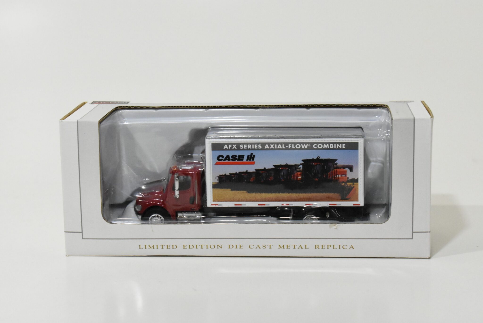 1/64 Case IH AFX Series Axial Flow Combine Box Truck - Dalton's Farm Toys