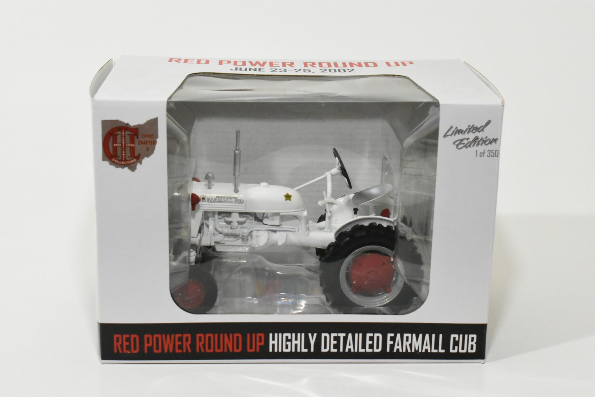 1/16 Farmall Cub White Demonstrator, 2002 Red Power Round Up - Dalton's ...