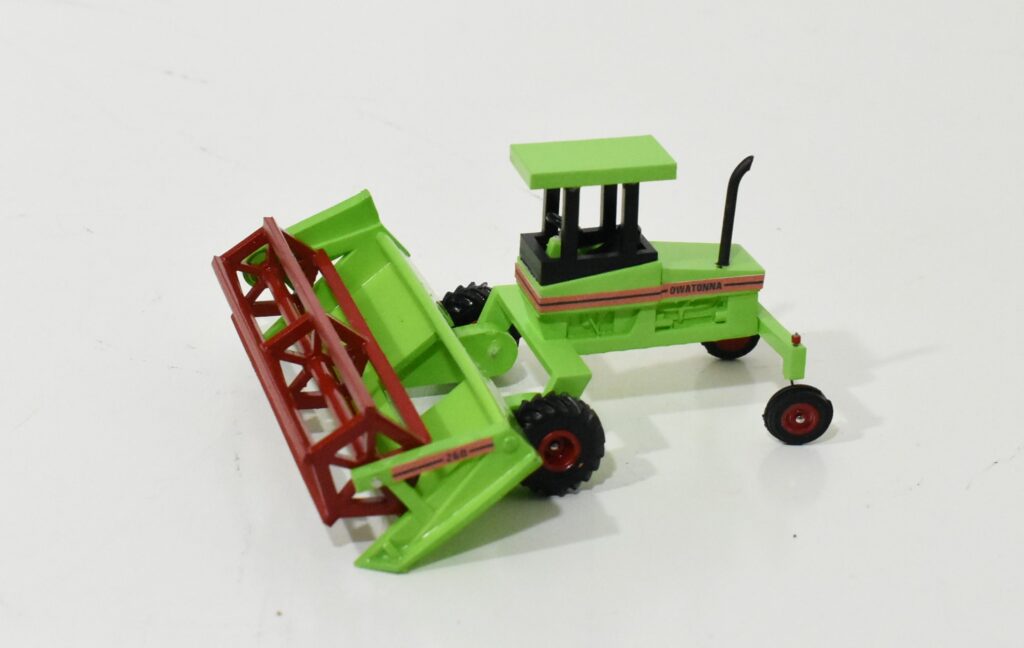 1/64 Custom Owatonna OMC 260 Self Propelled Windrower Swather With Cab ...