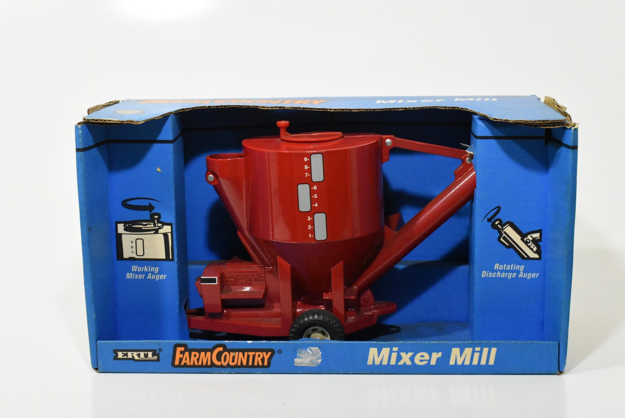 1/16 Case International 1250 Grinder Mixer Mill - Dalton's Farm Toys