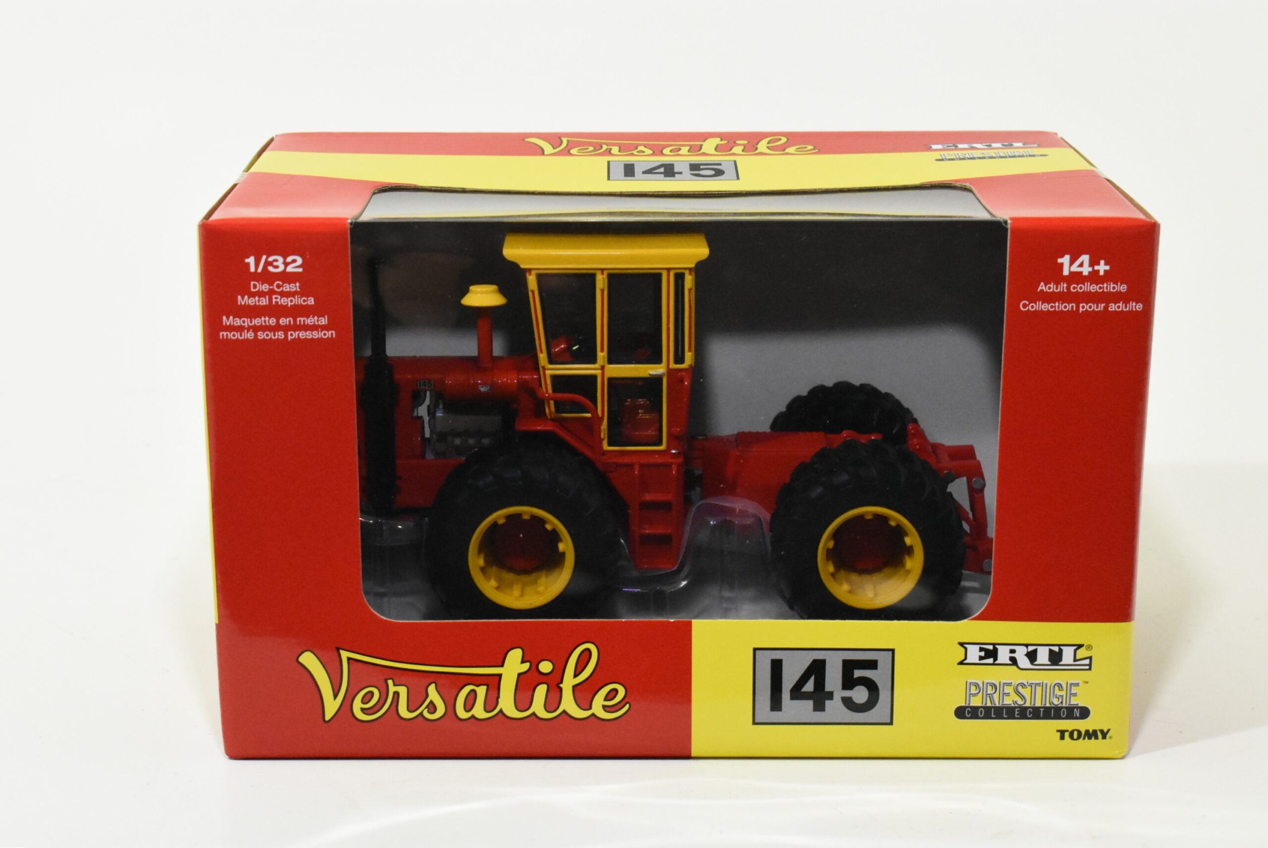 1/32 Versatile 145 4wd Tractor With Cab & Duals - Dalton's Farm Toys