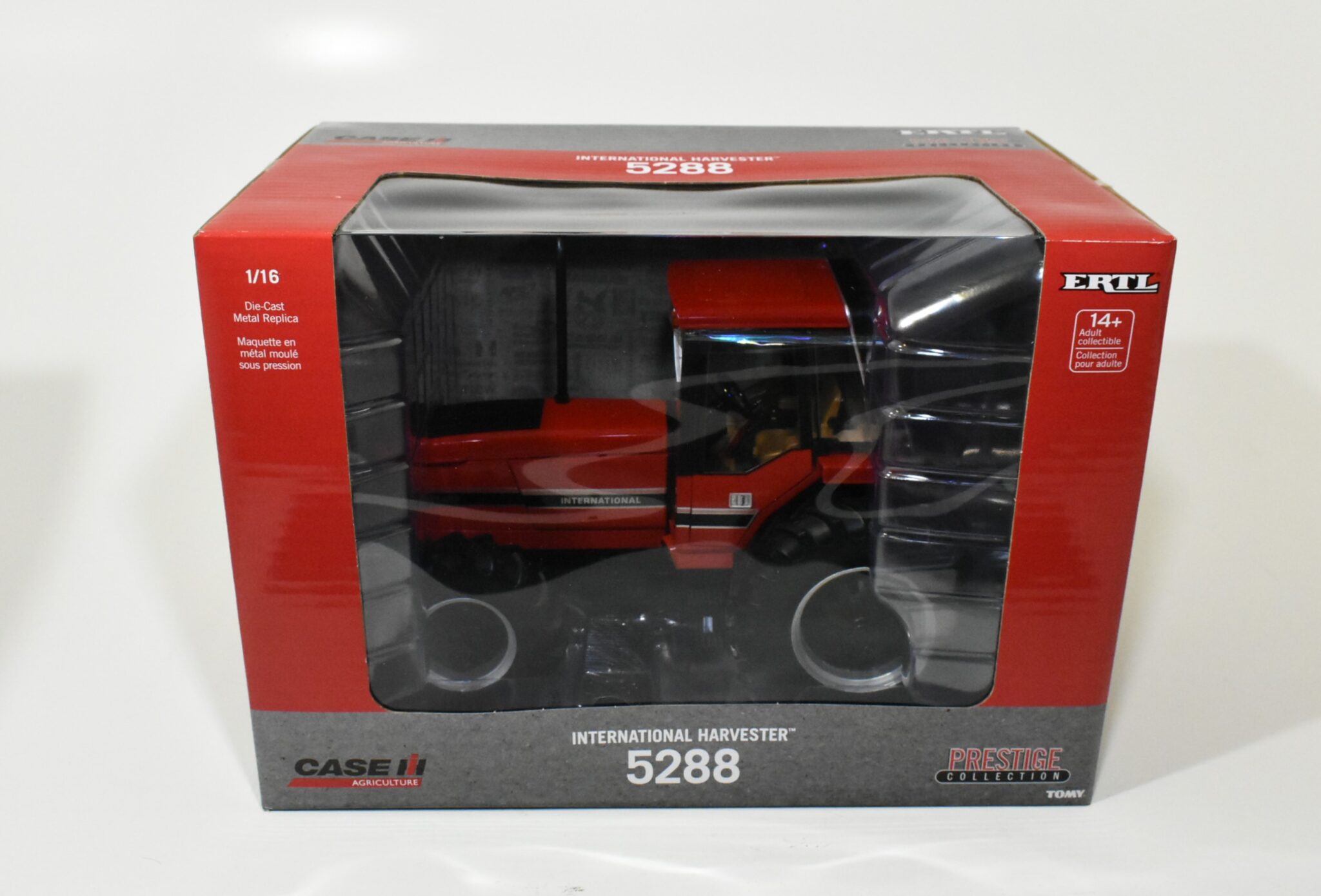 1/16 International Harvester 5288 Tractor With Front Wheel Assist ...