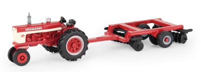 1/64 International Harvester Farmall 460 Narrow Front Tractor With Disk ...