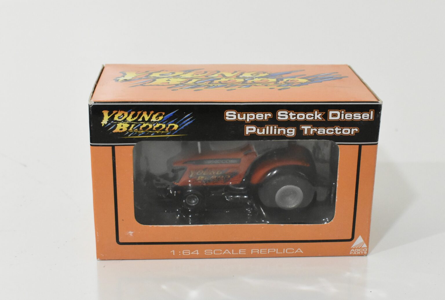 1/64 Agco Young Blood Pulling Tractor, Original Version - Dalton's Farm ...