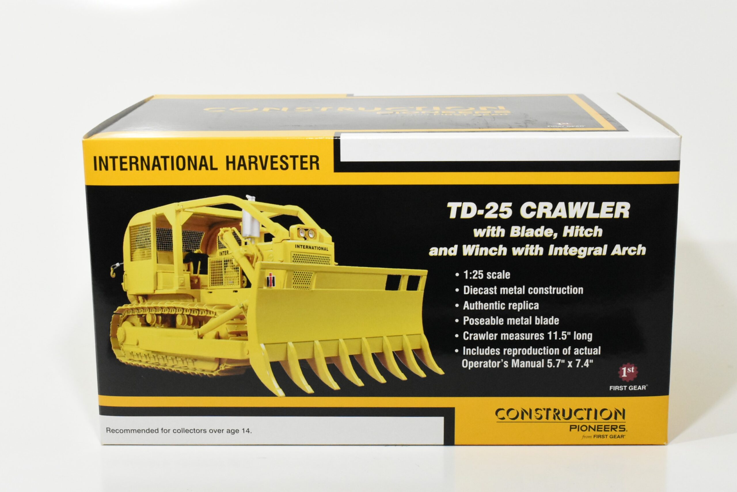 1/25 International Harvester TD-25 Crawler With Blade, Hitch & Winch ...