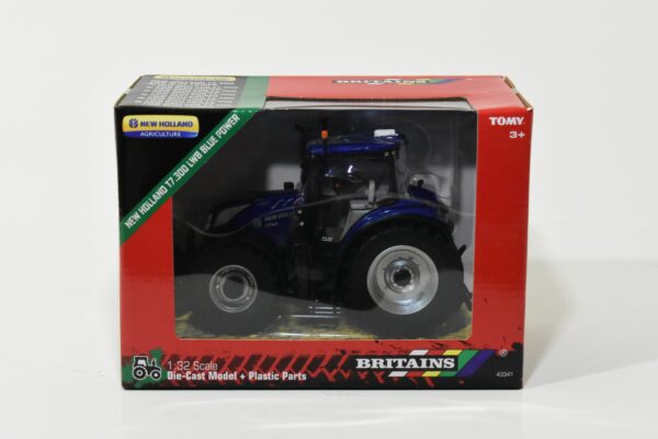 1/32 New Holland T7.300 Blue Power Tractor - Dalton's Farm Toys