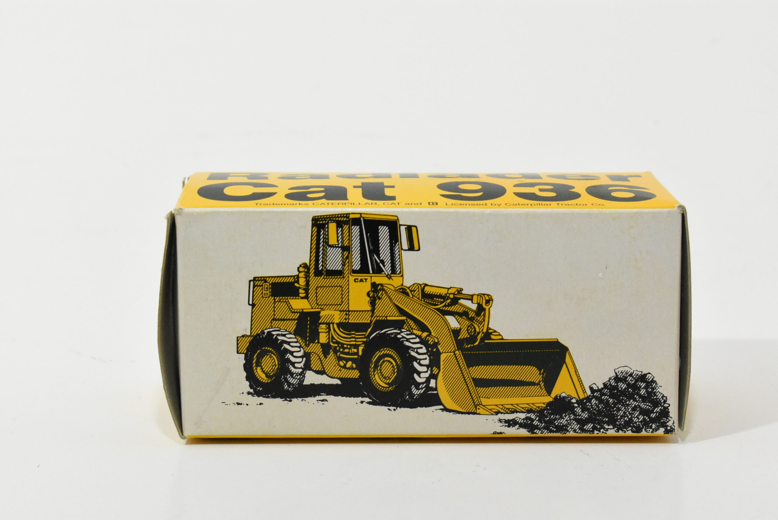 1/50 Cat 936 Endloader - Dalton's Farm Toys