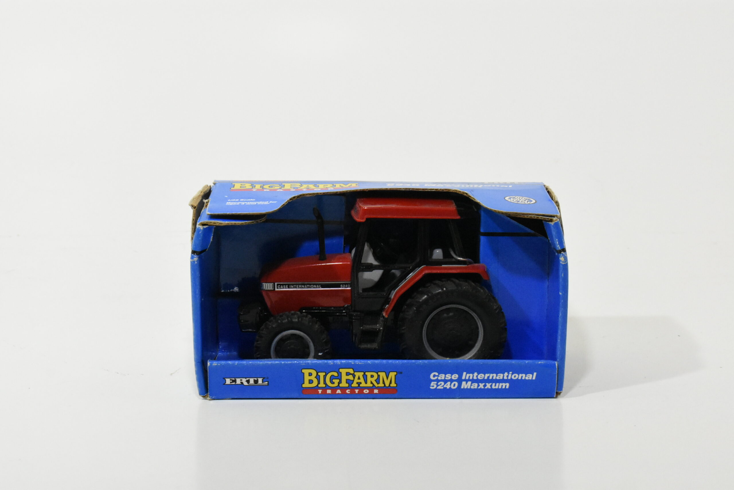 1/32 Case International 5240 Maxxum Tractor - Dalton's Farm Toys