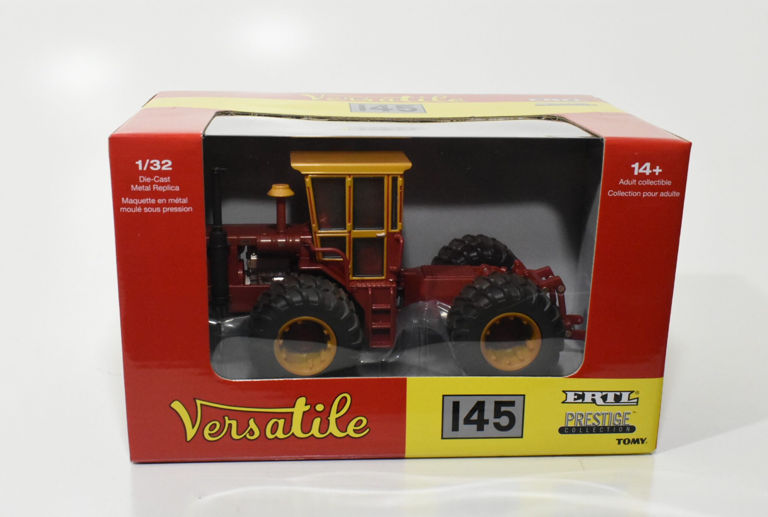 1/32 Versatile 145 4wd Tractor With Cab & Duals, Dusty Chaser - Dalton ...