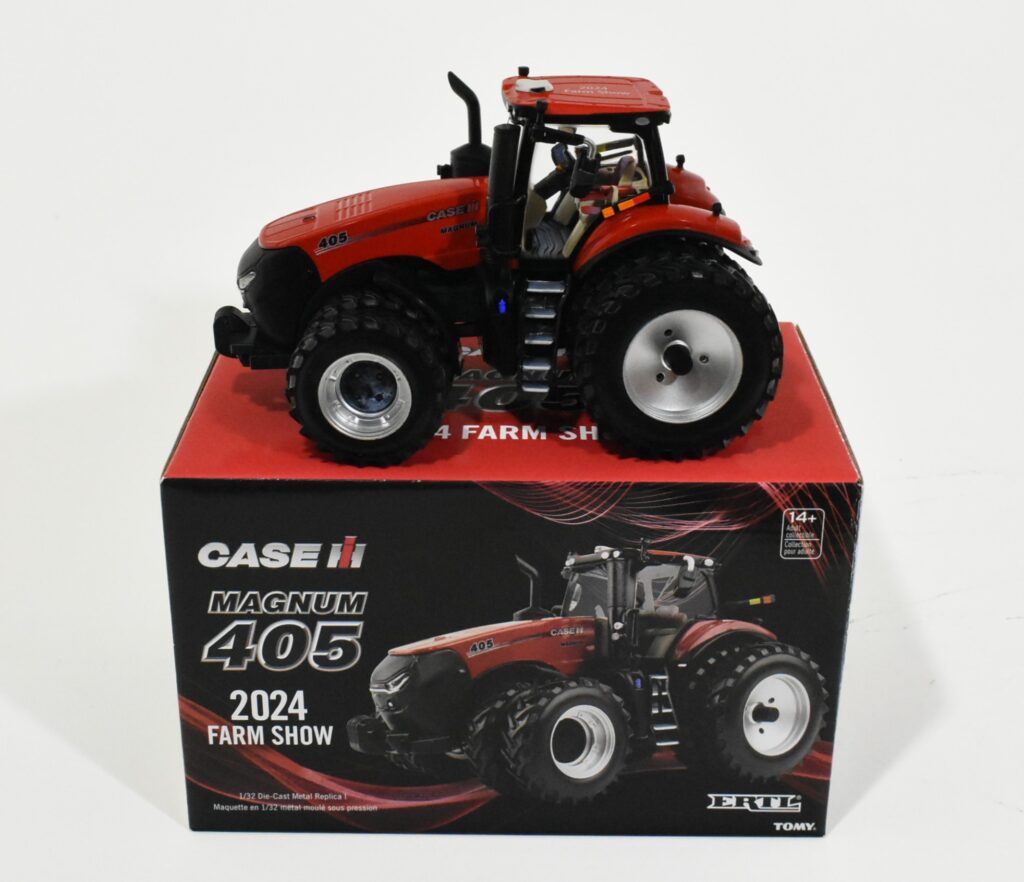 1/32 Case IH 405 Magnum Tractor With Duals On Front & Rear, Prestige ...