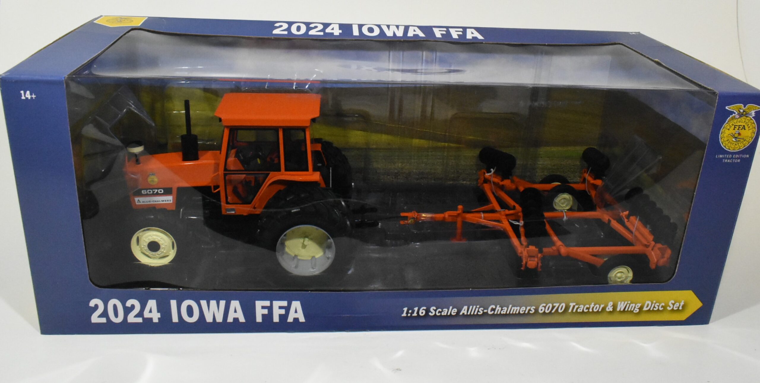 1/16 Allis Chalmers 6070 Open Tractor With Front Wheel Assist & Duals ...