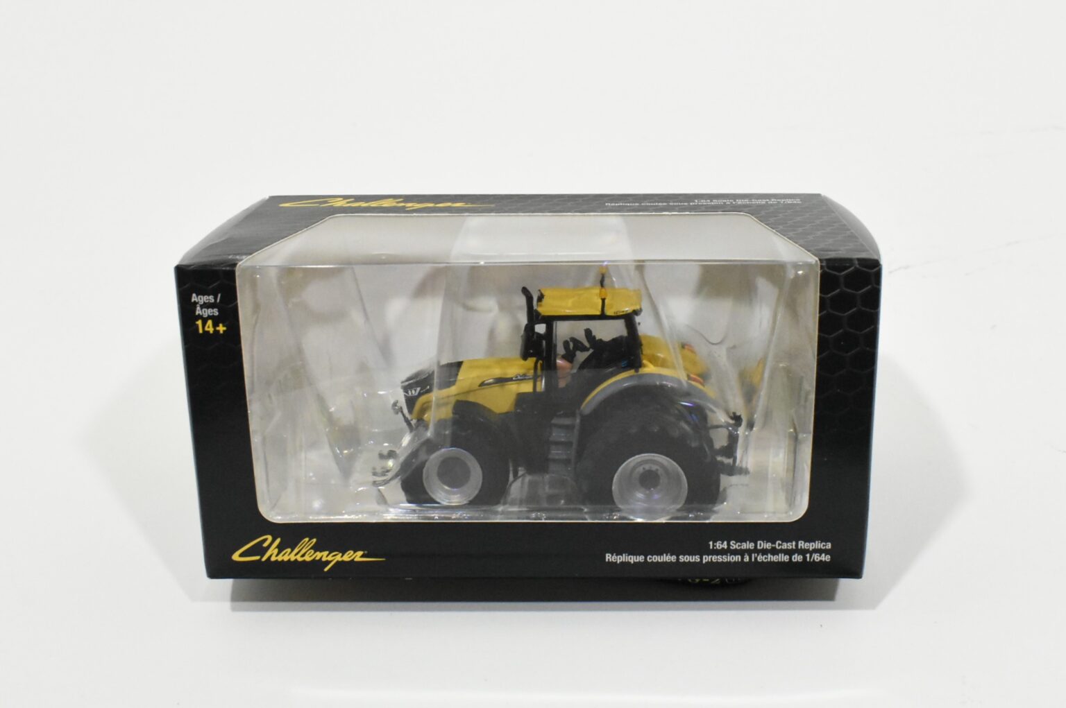 1/64 Challenger 1042 Tractor With Front Wheel Assist & Duals - Dalton's ...