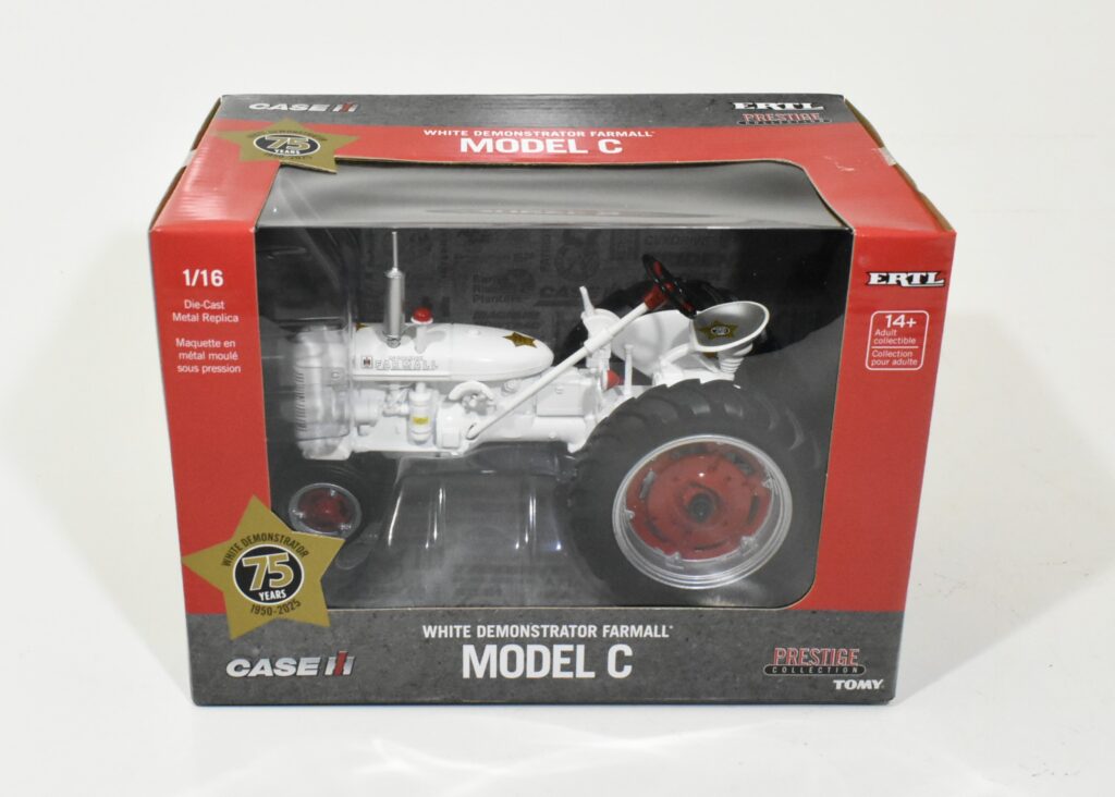 1/16 International Harvester Farmall C White Demonstrator With Narrow ...