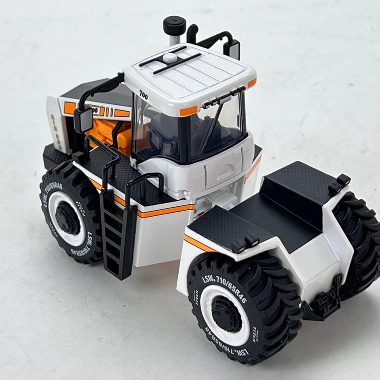 1/64 Big Bud 700 Constuction White 4wd Tractor Titan Single Tires ...