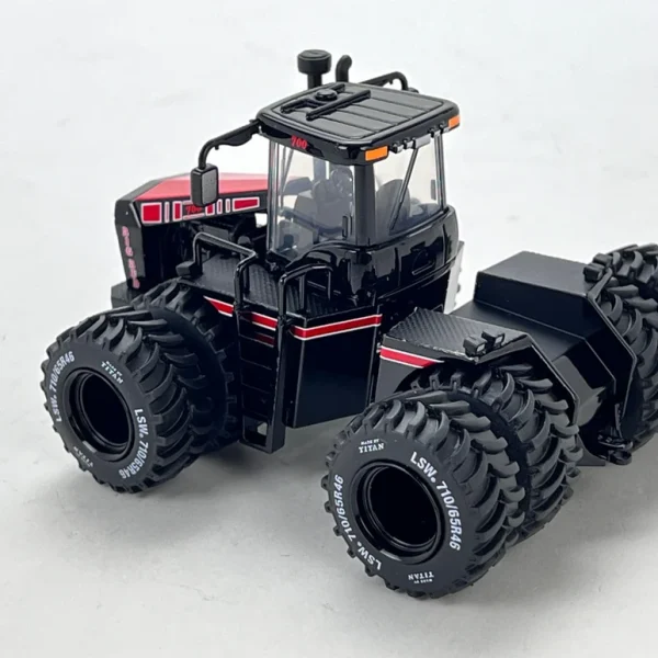 1/64 Big Bud 700 Agriculture Black 4wd Tractor With Titan Dual Tires ...