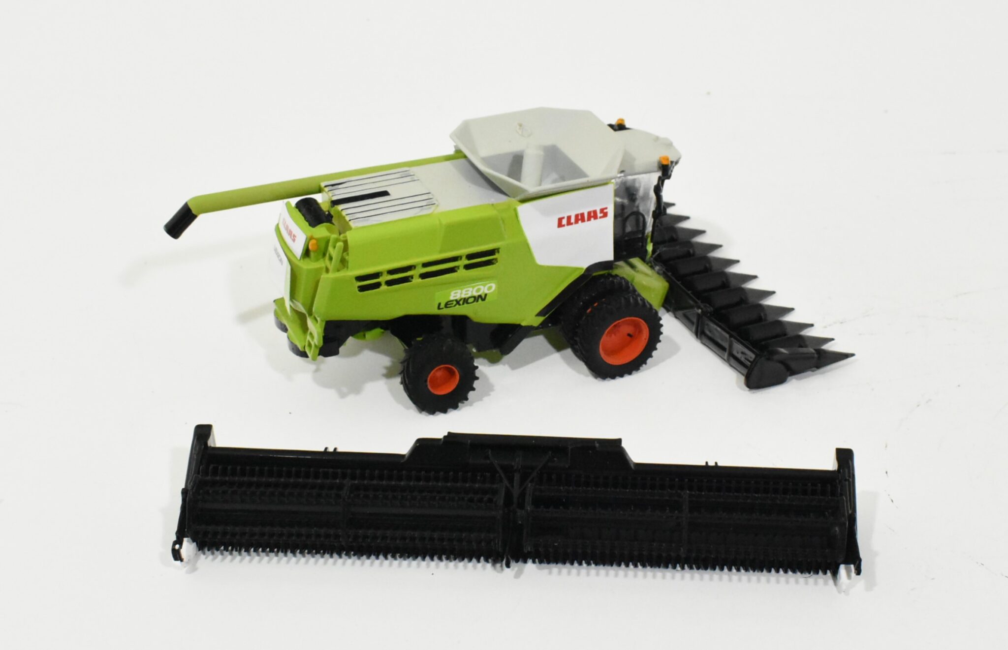 1/64 Custom Claas Green 8800 Lexion Combine With Duals, Draper & 12 Row ...
