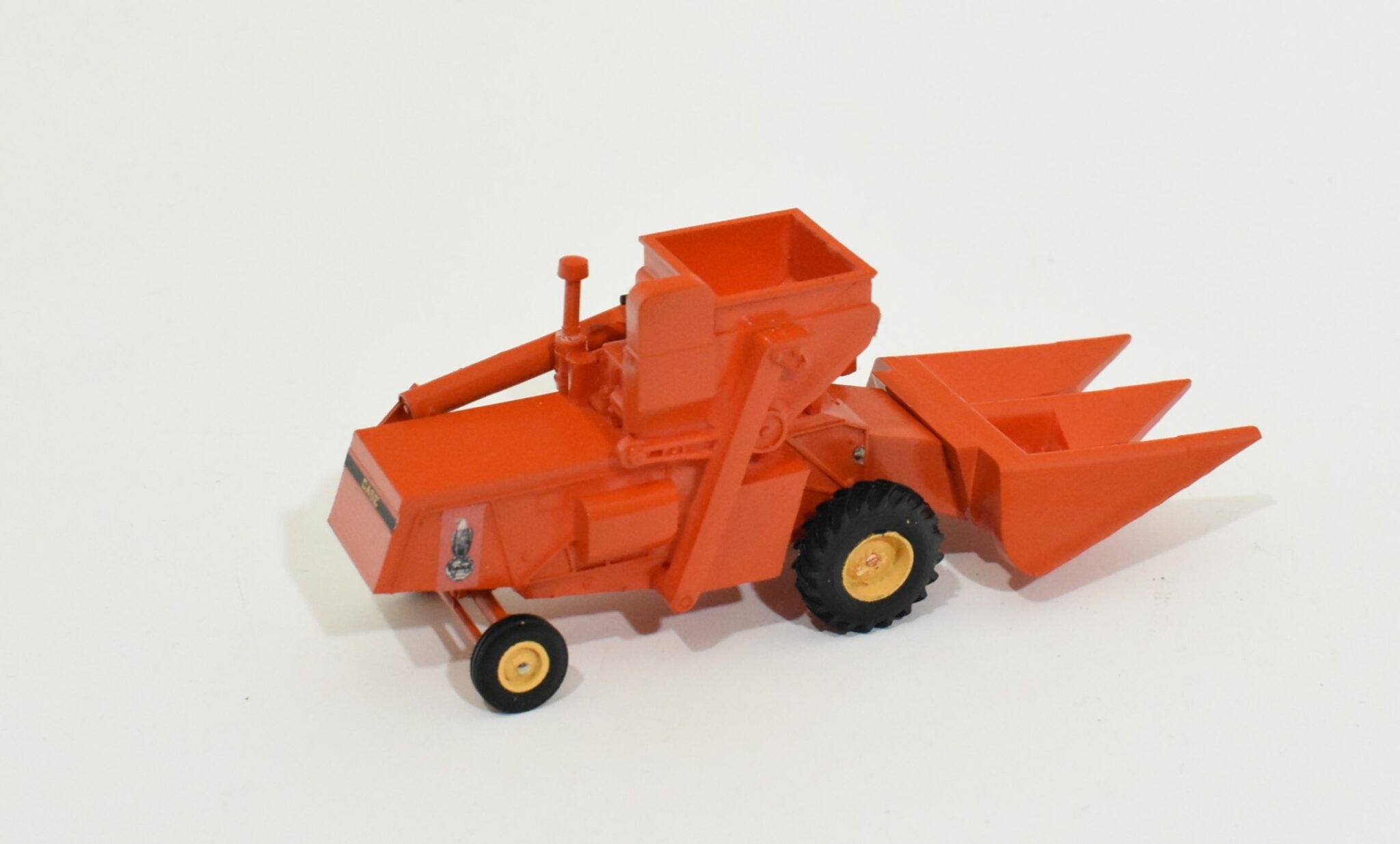1/64 Custom Case 660 Self Propelled Combine With 2 Row Corn Head ...