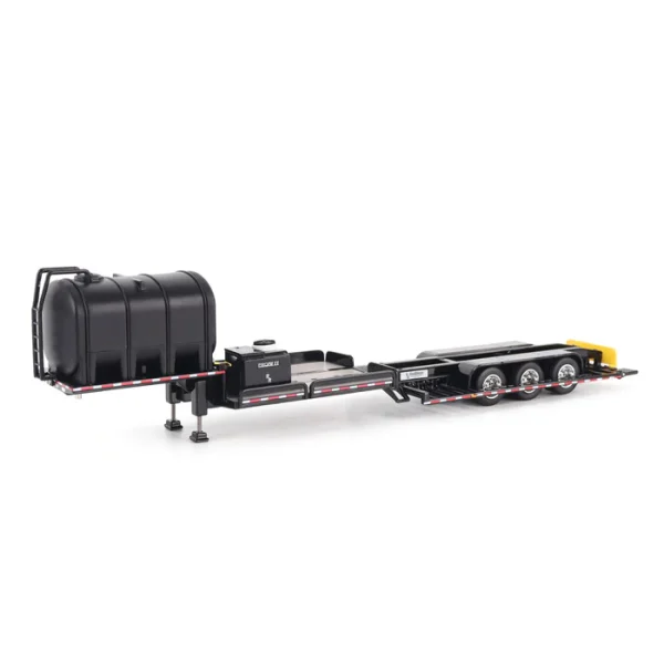 1/64 Road Runner Model 4000 Sprayer Trailer - Dalton's Farm Toys