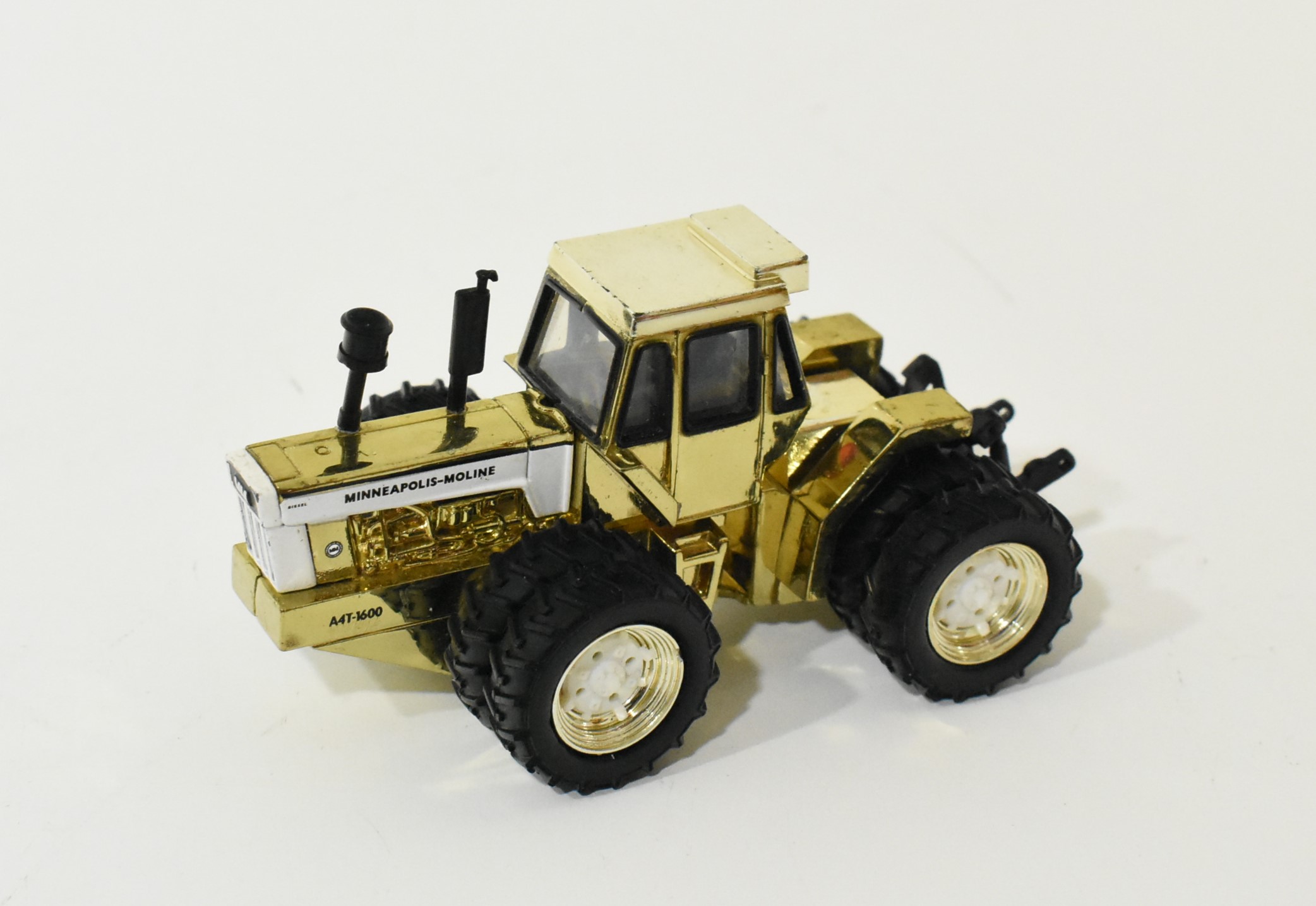 1/64 Minneapolis Moline A4T-1600 4wd Tractor With Duals, 2019 National ...