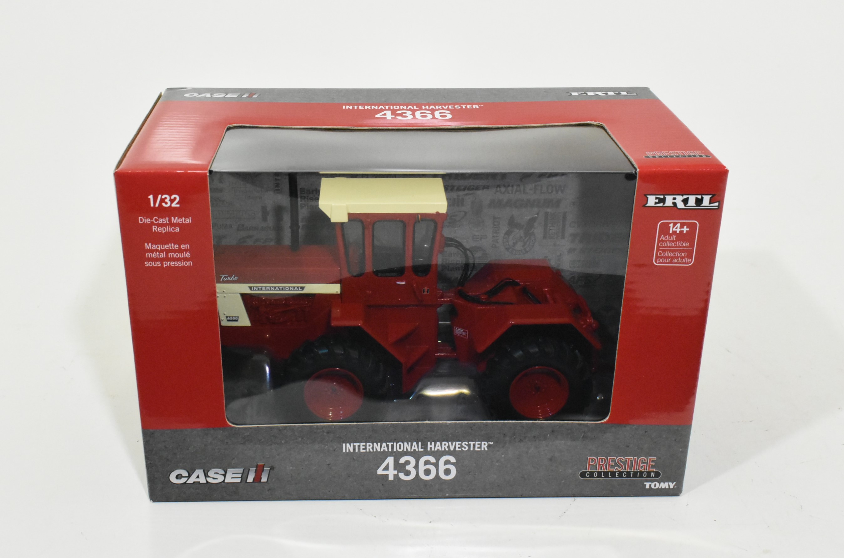 1/32 International Harvester 4366 4wd Tractor With Singles & Red Cab - Dalton's Farm Toys