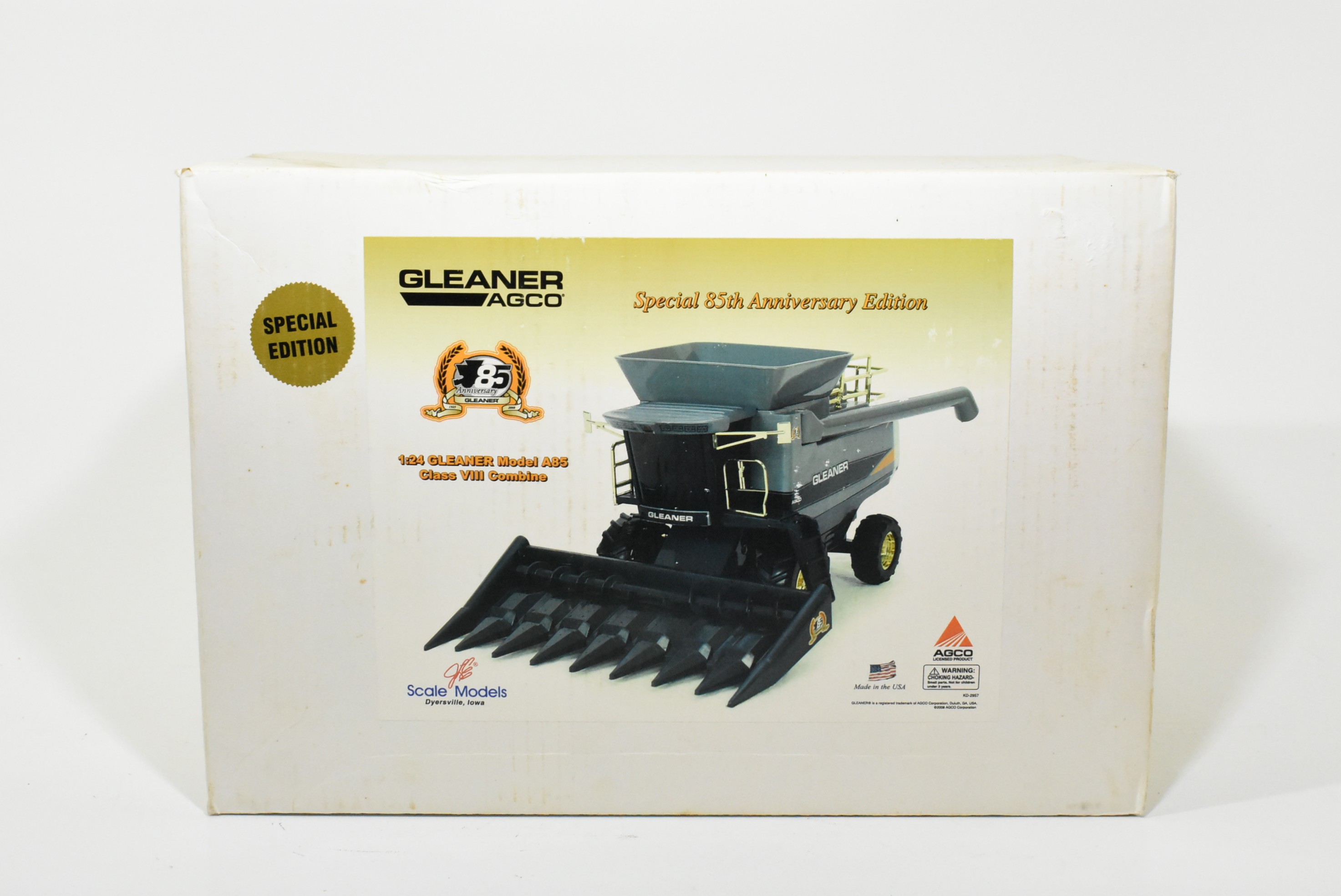 1/24 Gleaner A85 Class VIII Combine, 85th Anniversary - Dalton's Farm Toys