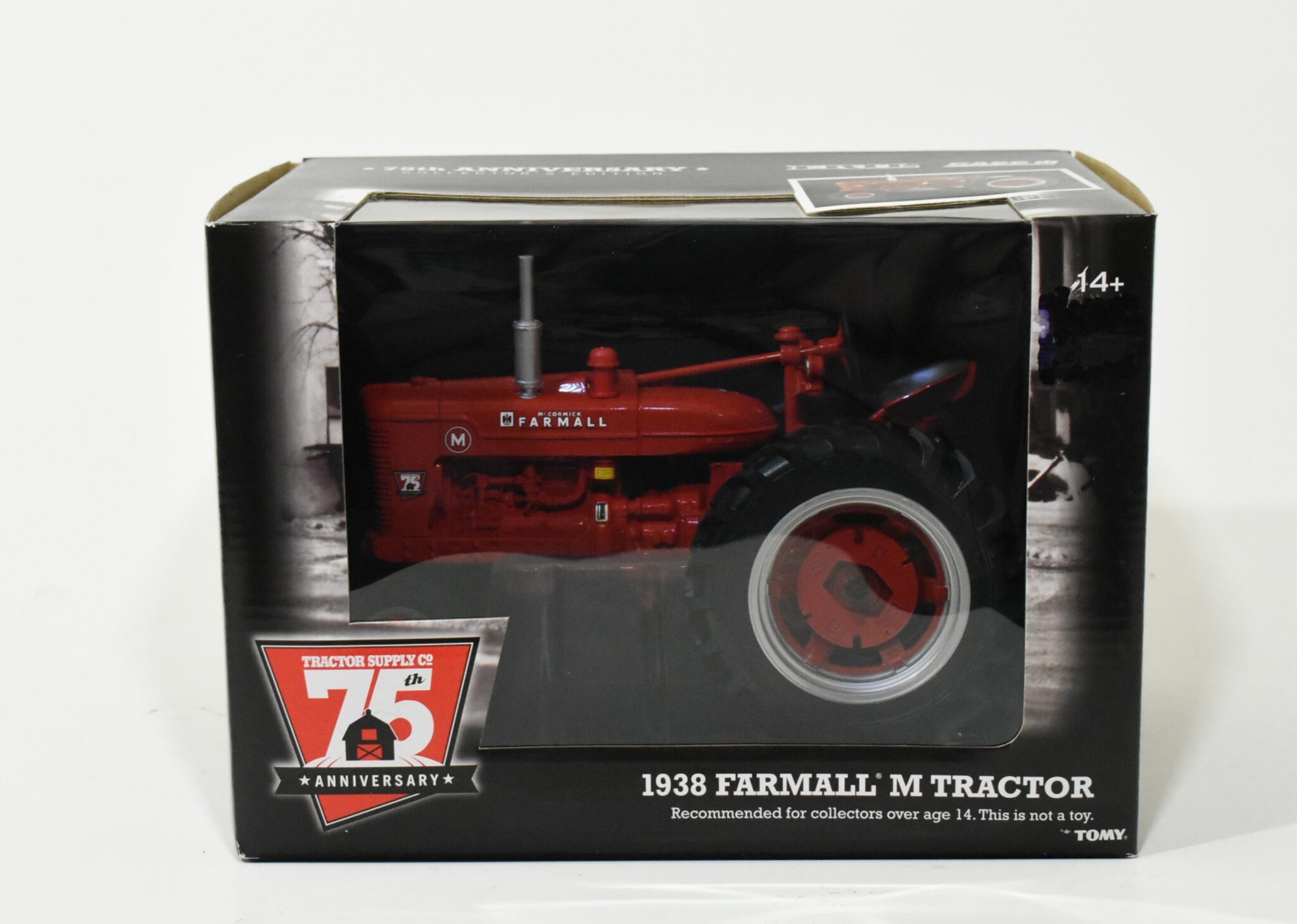 1/16 Farmall M Tractor With Narrow Front, 75th Anniversary Tractor ...