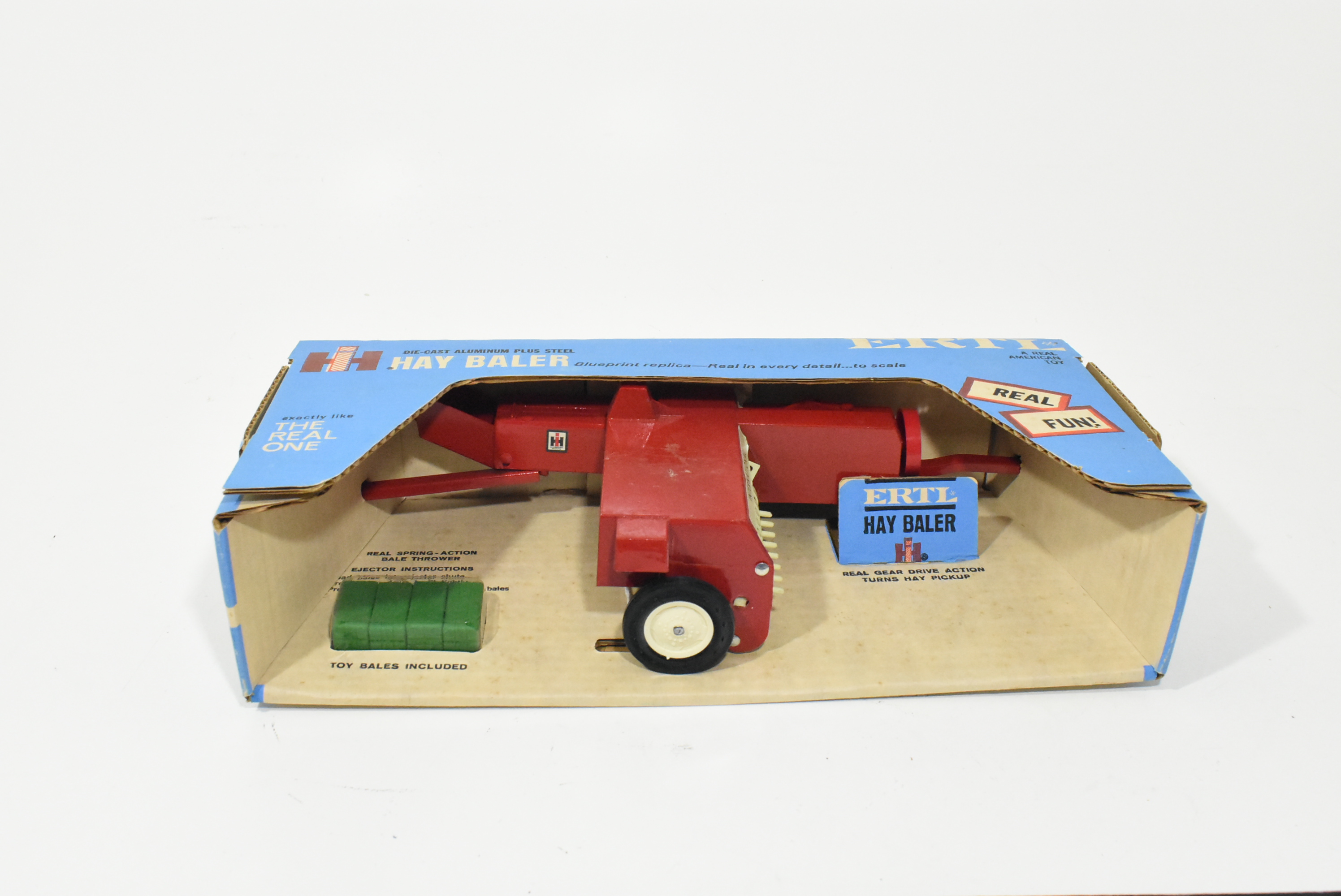 Vintage 1/16 International Harvester Hay Baler In Blue Box - Dalton's ...
