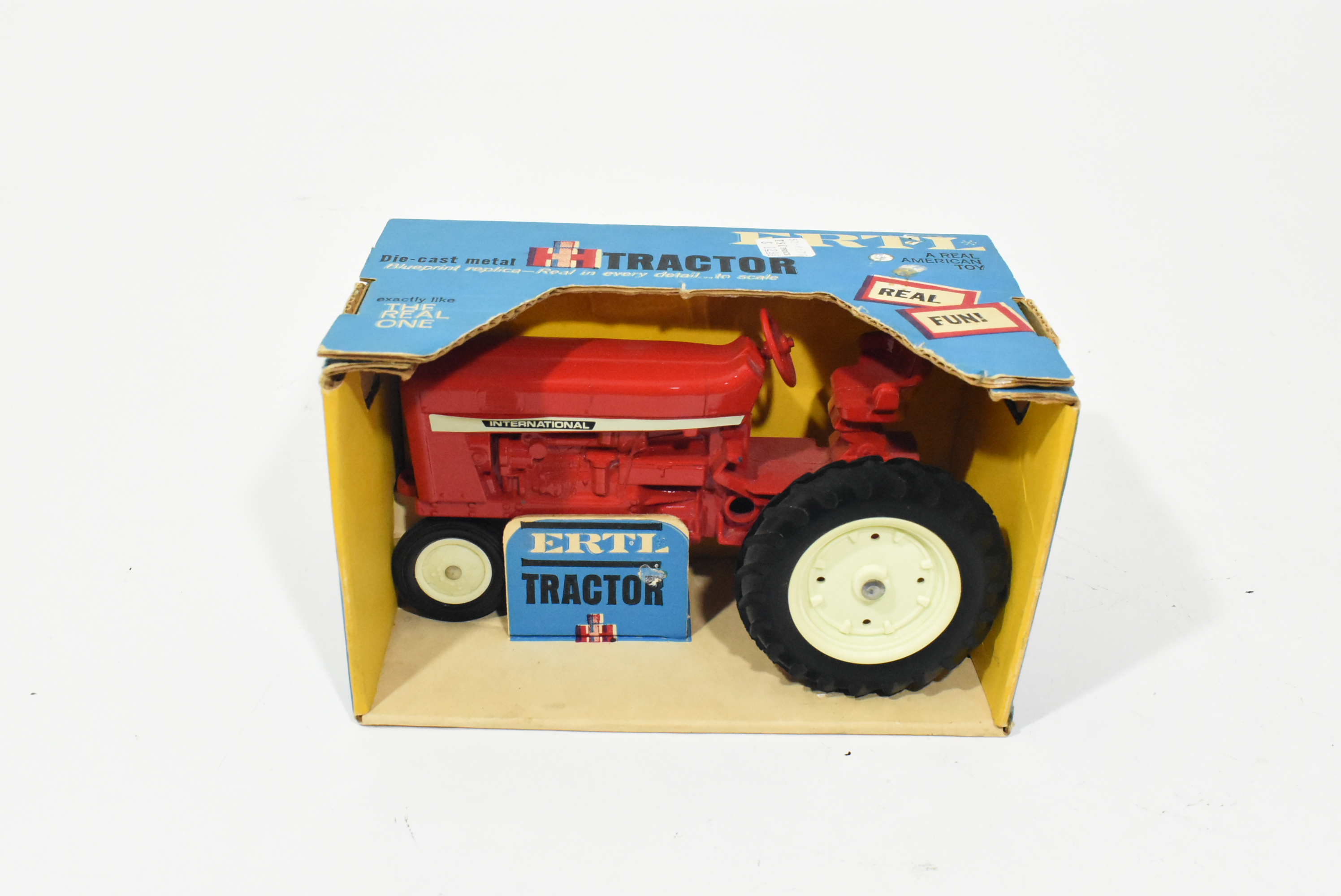 Vintage 1/16 International Harvester 544 Narrow Front Tractor In Blue ...
